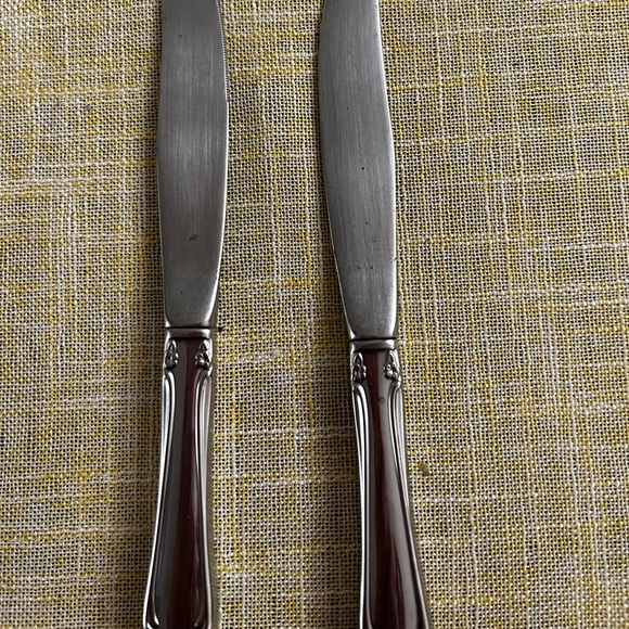 Oneida | Dining | Vintage Oneida Chateau Silver Knives | Poshmark